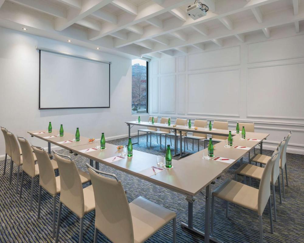 Hotel Radisson - Información, Tarifas y Reservas